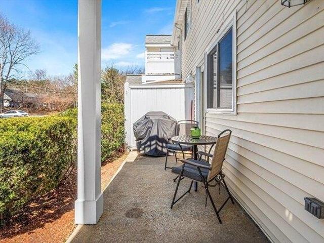 condo with 2 bedroom, Chelmsford MA ES102827011