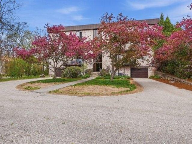 condo with 2 bedroom, Chelmsford MA ES103431964