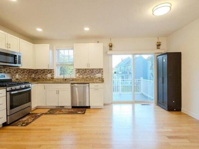condo with 2 bedroom, Chelmsford MA ES103927906