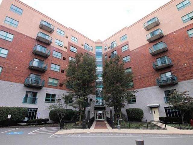 condo with 2 bedroom, Chelsea MA DLS102343161