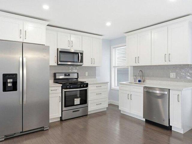 condo with 2 bedroom, Chelsea MA DLS102409945