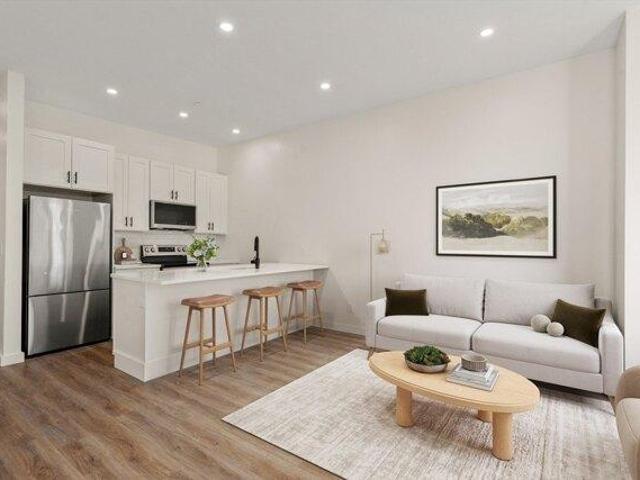 condo with 2 bedroom, Chelsea MA DLS103016343