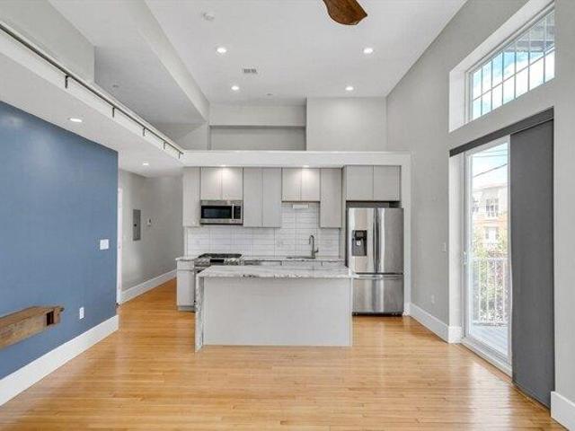 condo with 2 bedroom, Chelsea MA DS103662784
