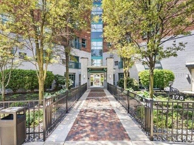 condo with 2 bedroom, Chelsea MA DS103970198