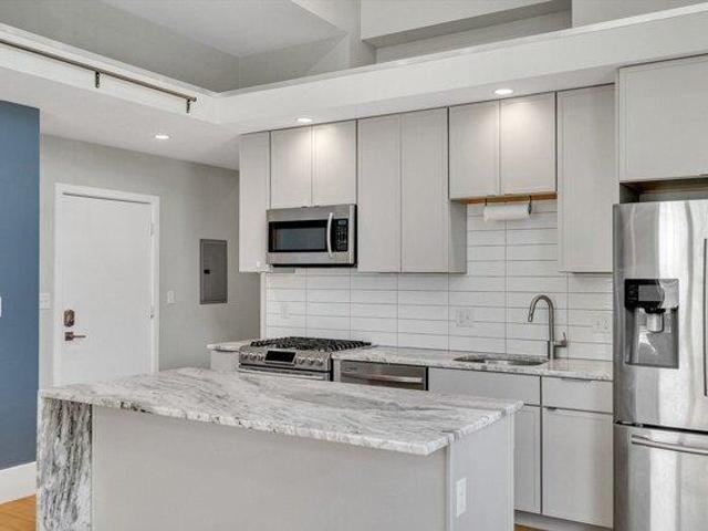 condo with 2 bedroom, Chelsea MA ES104510825