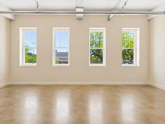 condo with 2 bedroom, Chelsea MA ES104946670