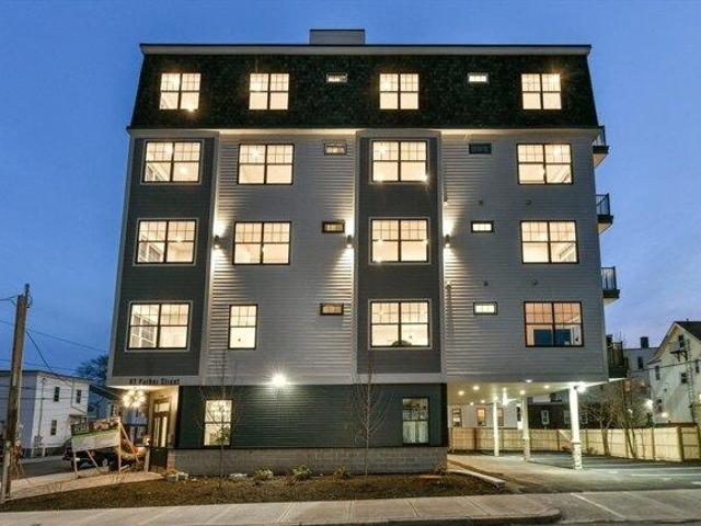 condo with 2 bedroom, Chelsea MA ES105124223