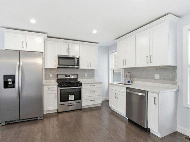 condo with 2 bedroom, Chelsea MA ES103966126