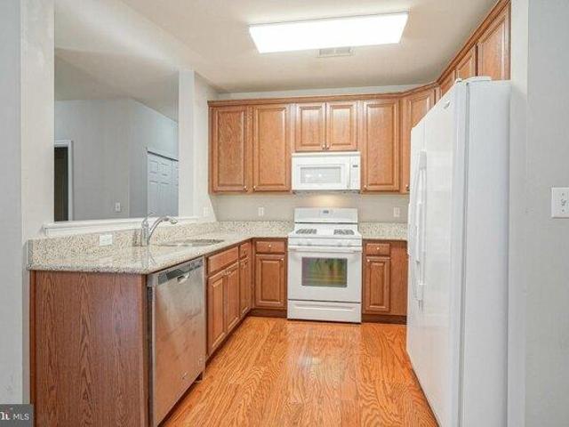 condo with 2 bedroom, Cherry Hill NJ DS102258294