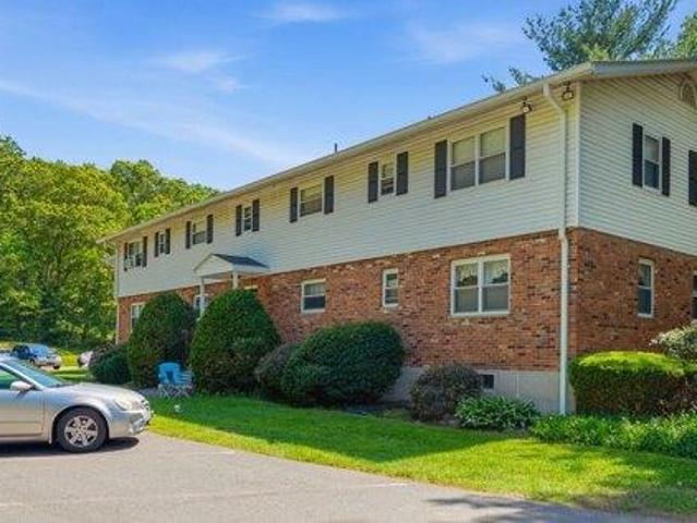 condo with 2 bedroom, Cheshire CT DLS102558921