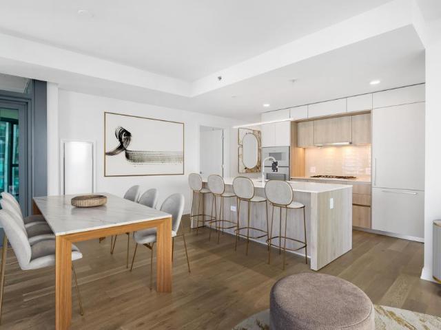 condo with 2 bedroom, Chicago IL ES79200070