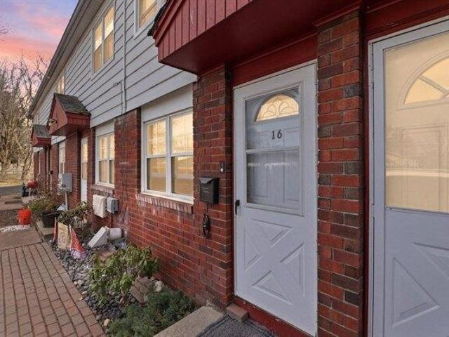condo with 2 bedroom, Chicopee MA DS102762320