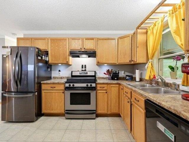 condo with 2 bedroom, Chicopee MA DS103035008