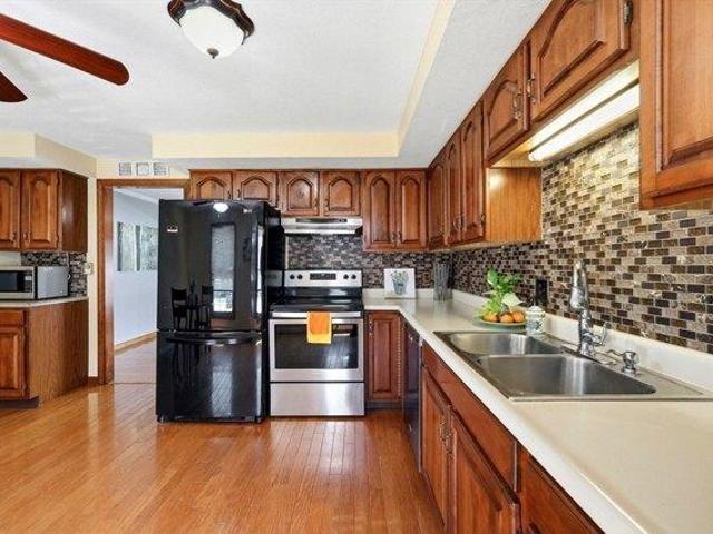 condo with 2 bedroom, Chicopee MA DS103887666