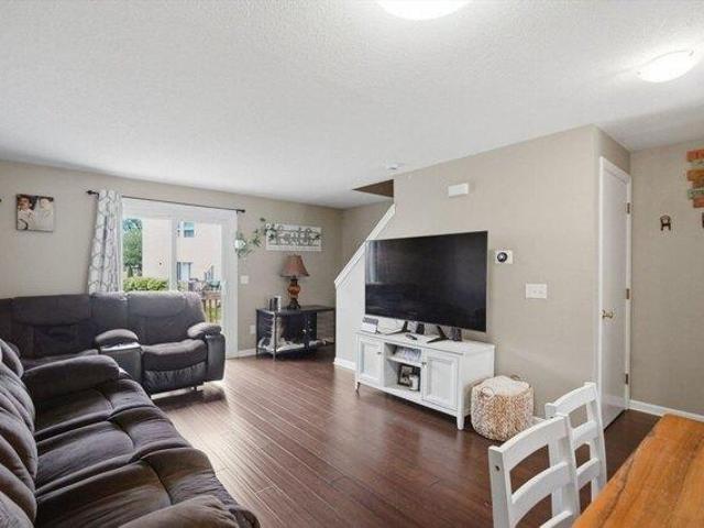 condo with 2 bedroom, Chicopee MA ES105041759
