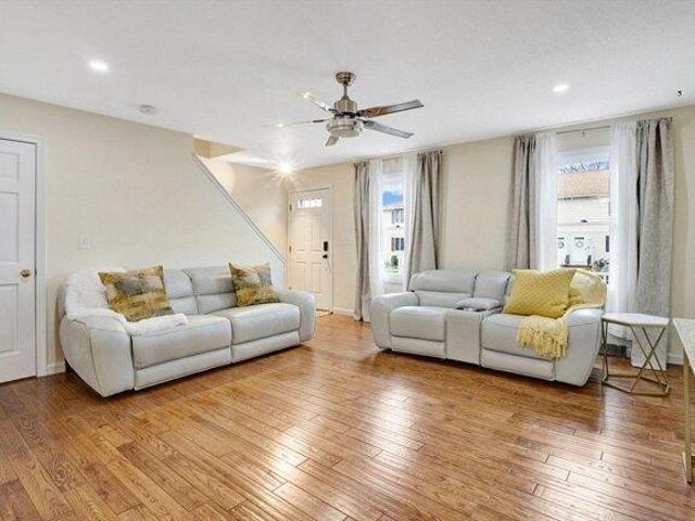 condo with 2 bedroom, Chicopee MA ES105061809