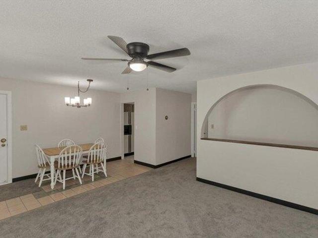 condo with 2 bedroom, Chicopee MA ES105093757