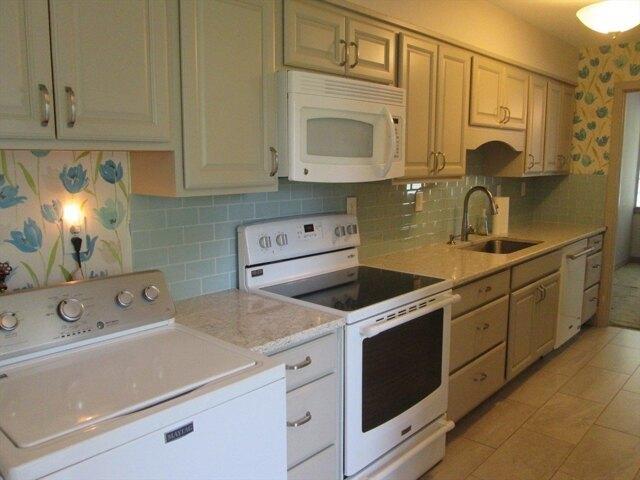 condo with 2 bedroom, Chicopee MA ES105094141