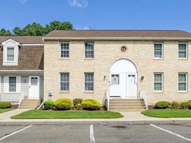 condo with 2 bedroom, Chicopee MA ES105013564