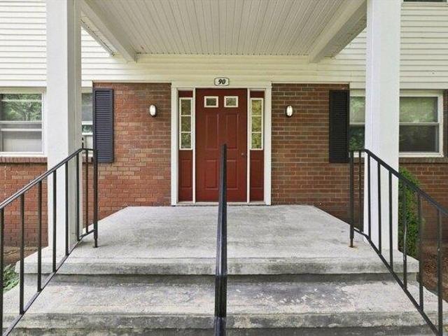 condo with 2 bedroom, Chicopee MA ES105013529