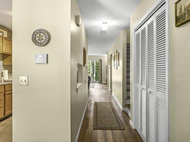 condo with 2 bedroom, Chicopee MA ES105172493