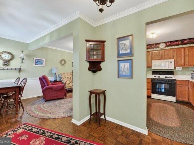condo with 2 bedroom, Cinnaminson NJ DLS101633431