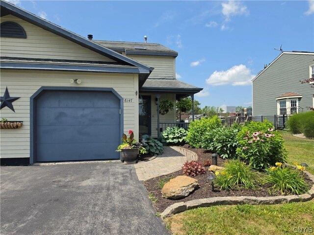 condo with 2 bedroom, Cicero NY ES104904520