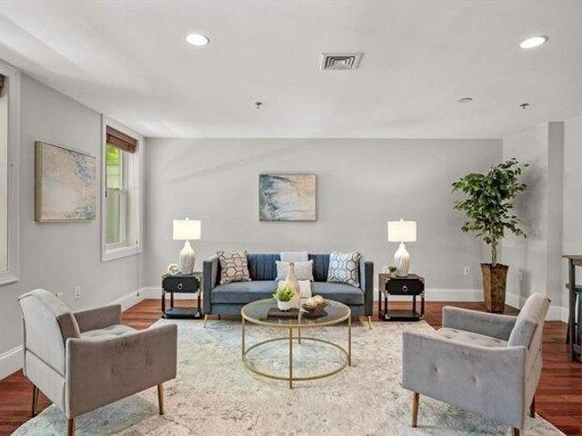 condo with 2 bedroom, Concord MA DS103443151