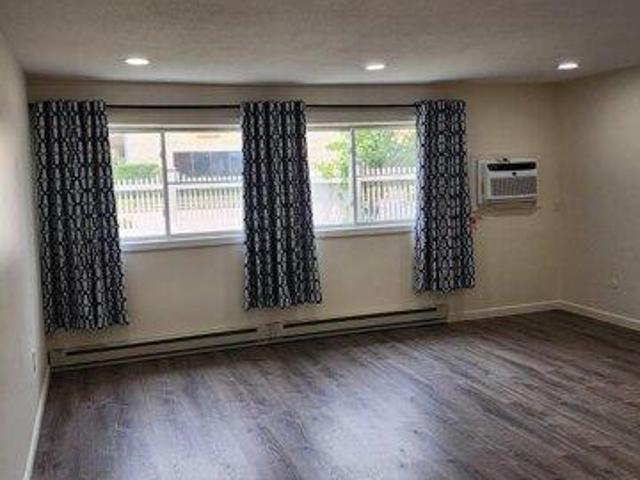condo with 2 bedroom, Concord NH DS104406452