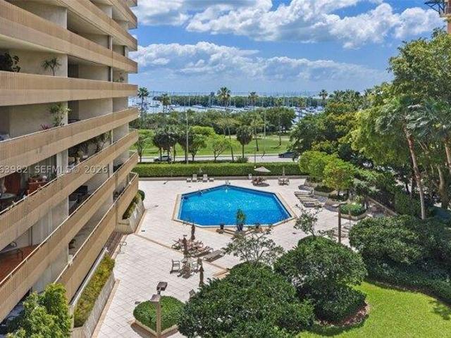 condo with 2 bedroom, Coconut Grove FL ES104899742