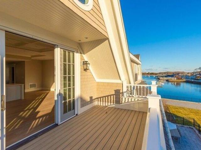 condo with 2 bedroom, Cohasset MA DS104263344