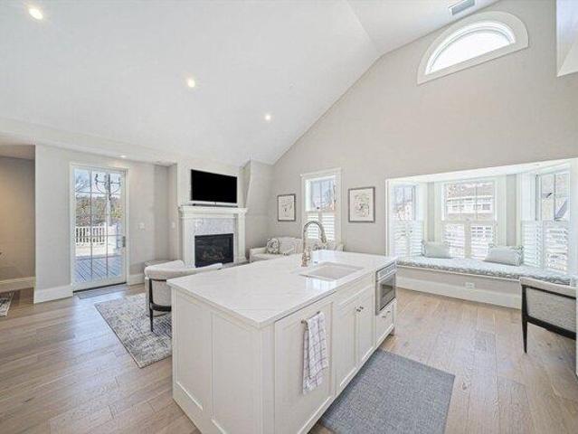 condo with 2 bedroom, Cohasset MA DS104298738
