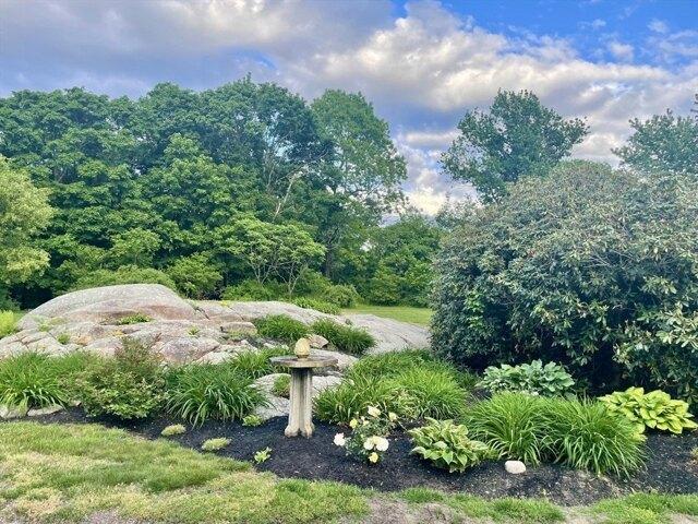 condo with 2 bedroom, Cohasset MA ES102825192