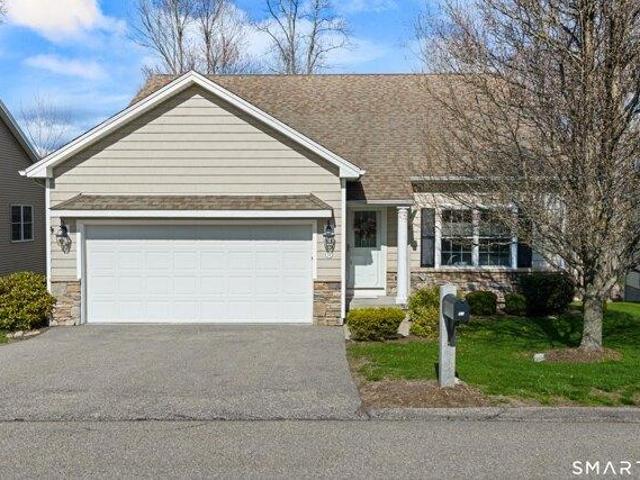 condo with 2 bedroom, Colchester CT DLS103071136