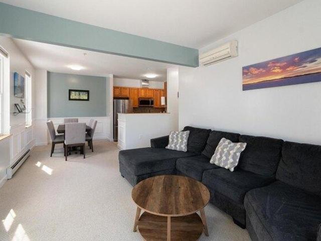 condo with 2 bedroom, Colchester VT ES104515017