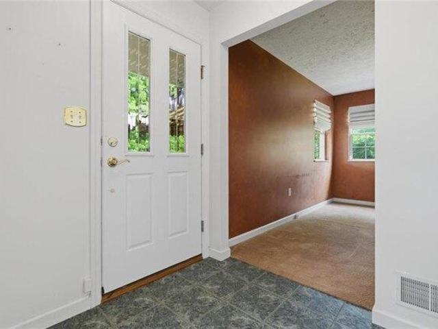 condo with 2 bedroom, Clairton PA ES103600482
