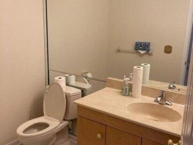 condo with 2 bedroom, Clark NJ ES105207340