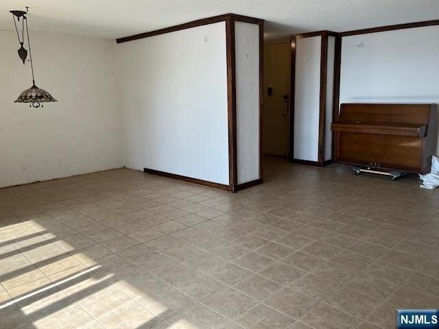 condo with 2 bedroom, Cliffside Park NJ DLS102560622