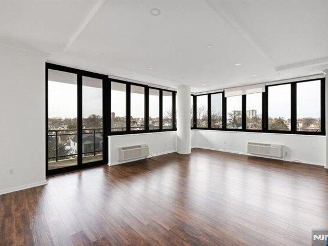 condo with 2 bedroom, Cliffside Park NJ DLS102315337