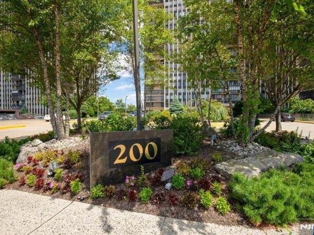 condo with 2 bedroom, Cliffside Park NJ DS102281790