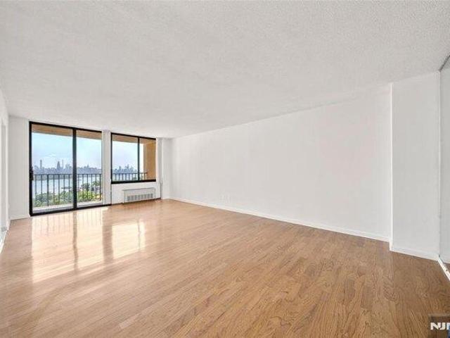condo with 2 bedroom, Cliffside Park NJ DS104149115