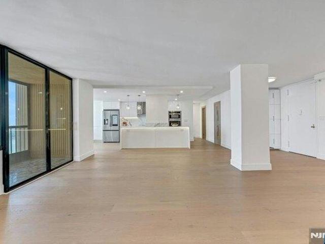 condo with 2 bedroom, Cliffside Park NJ DS104374796