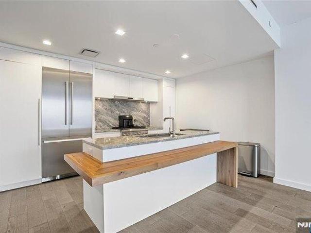 condo with 2 bedroom, Cliffside Park NJ ES104761908