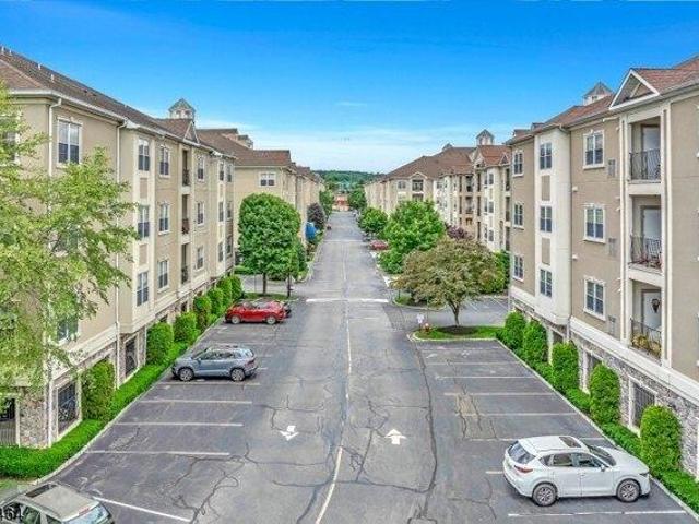 condo with 2 bedroom, Clifton NJ DLS102318278