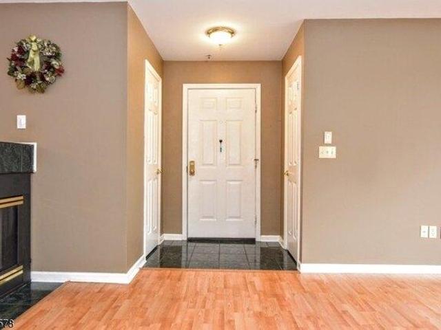 condo with 2 bedroom, Clifton NJ DS104192463