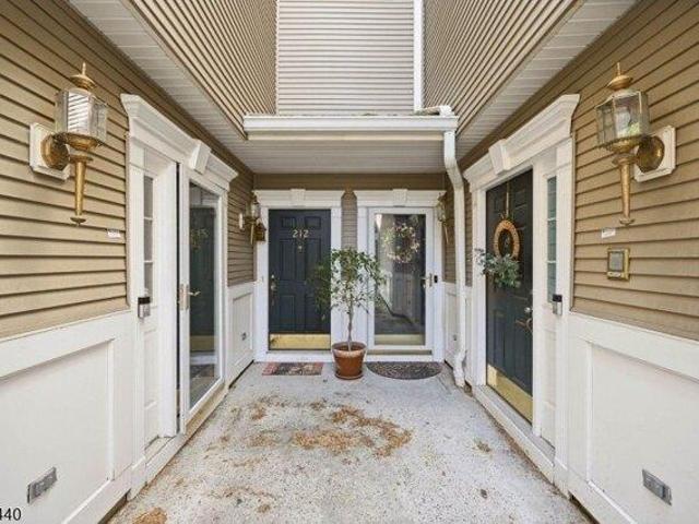 condo with 2 bedroom, Clifton NJ DS102316725