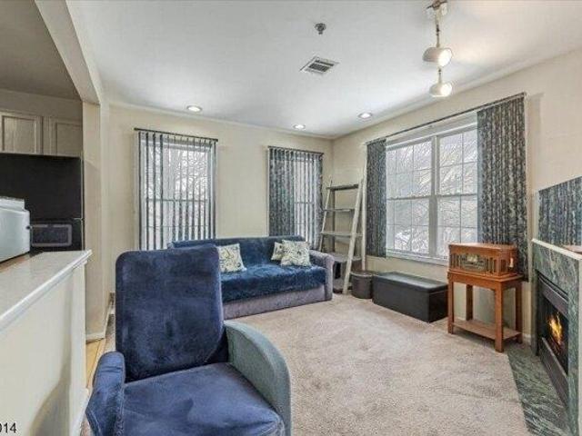 condo with 2 bedroom, Clifton NJ ES104153161