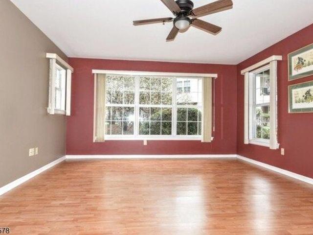 condo with 2 bedroom, Clifton NJ ES105173572