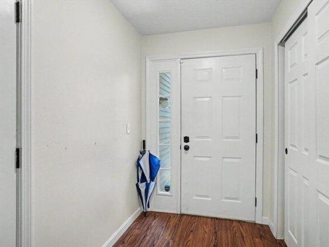 condo with 2 bedroom, Clinton MA DS104190060