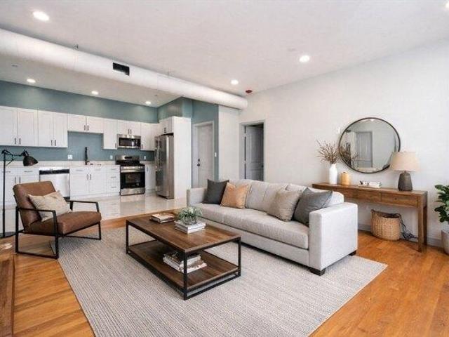 condo with 2 bedroom, Clinton MA DS102959569